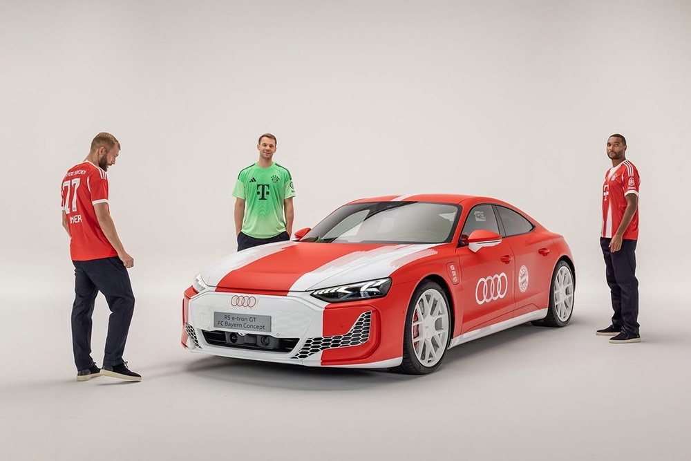 Audi RS e-tron GT FC Bayern Concept Unwrapped