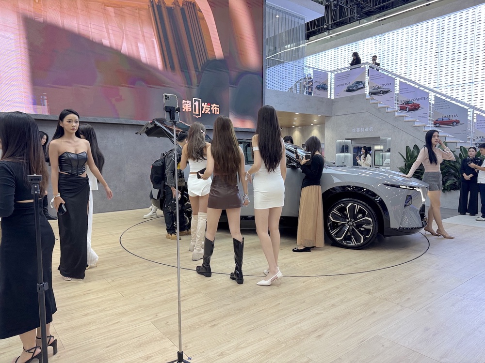 Its The Best Time To Be A Female Content Creator