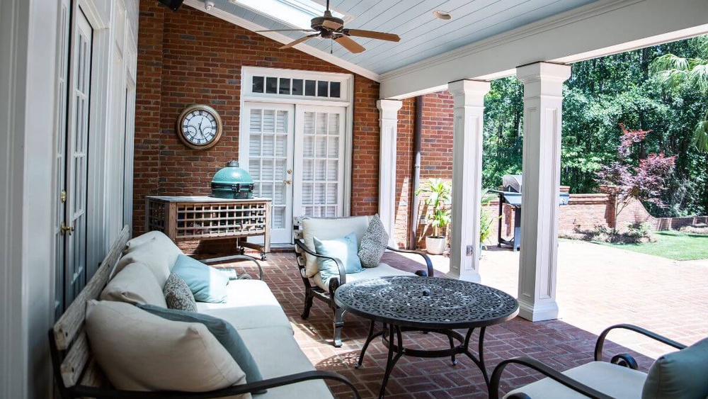 8 Cara Hias Beranda Rumah Mama Agar Tampak Lebih Nampak Menarik