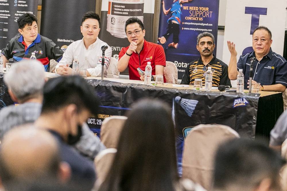 Meet Badminton Idols Like Ewe Hock Foo Kok Keong Ng Mee Fen And Goh V