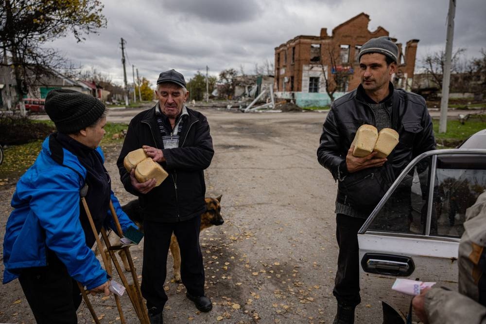 Artillery battles engulf Ukraine’s southern front