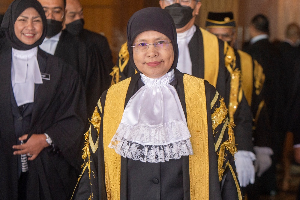 Why consult the Chief Justice before investigating a judge? ― Hafiz Hassan