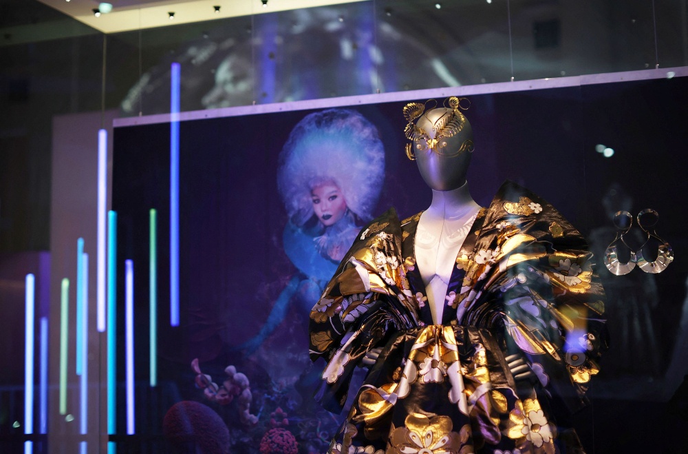 ‘Divas’ come to London for major new V&A exhibition