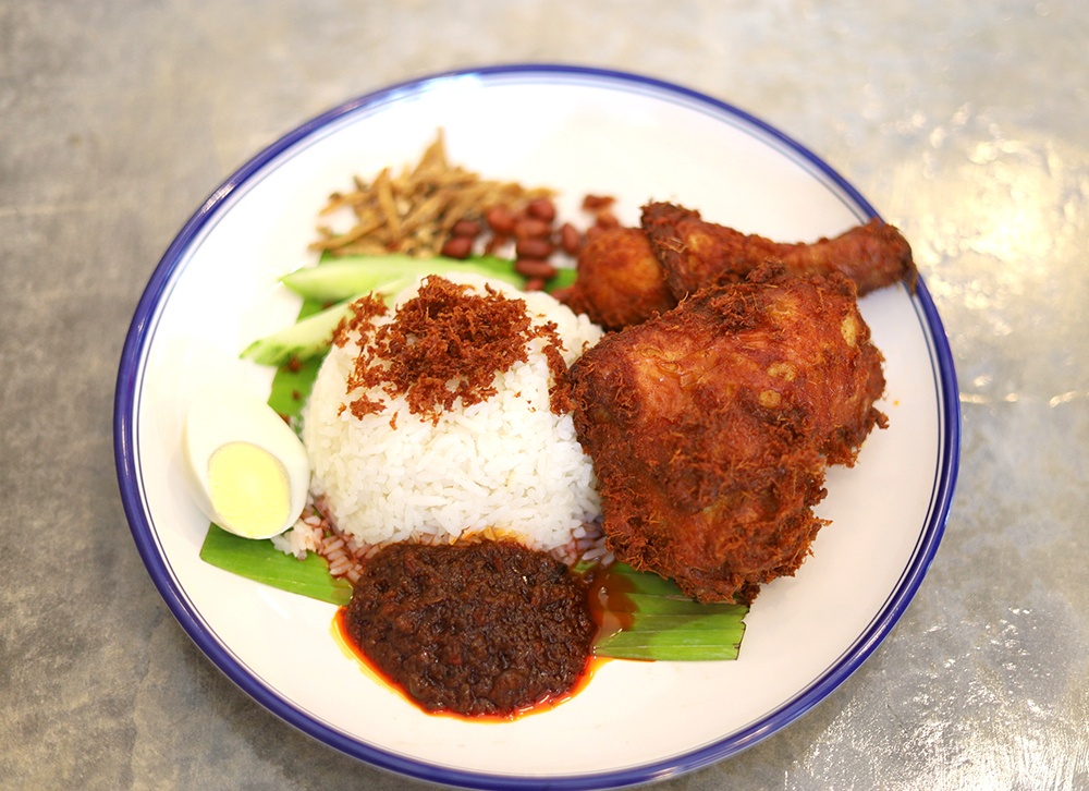 Your favourite 'nasi lemak ayam goreng berempah' now comes with Korean ...