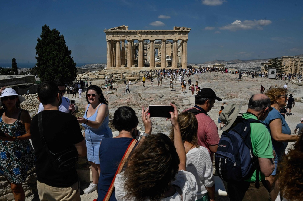 Tourist quotas: The hotspots limiting visitor numbers