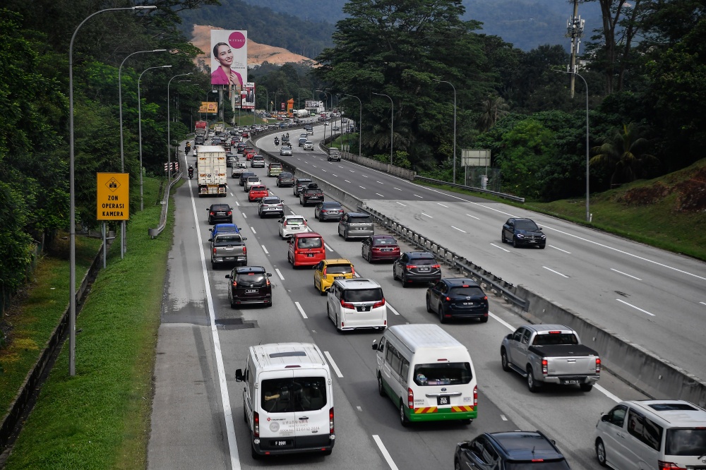 Number of vehicles plying major highways expected to increase to 2.3 ...