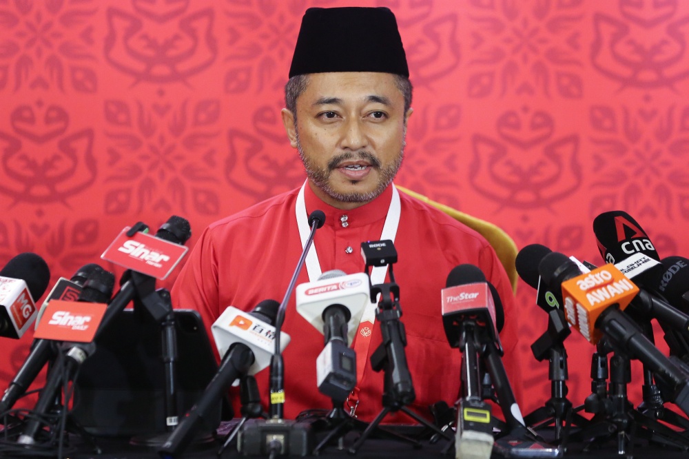 Umno veep: Isham Jalil sacked following actions deemed threatening to party Umno veep: Isham Jalil sacked following actions deemed threatening to party