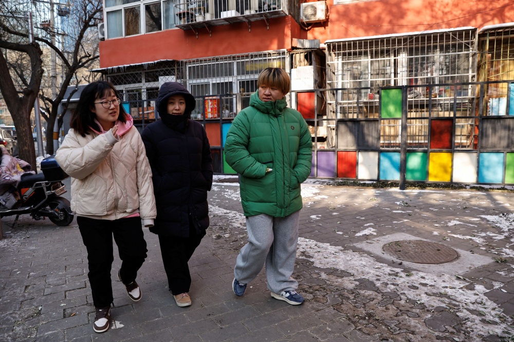 China's cold snap reaches Shanghai with chilliest year-end in 40 years