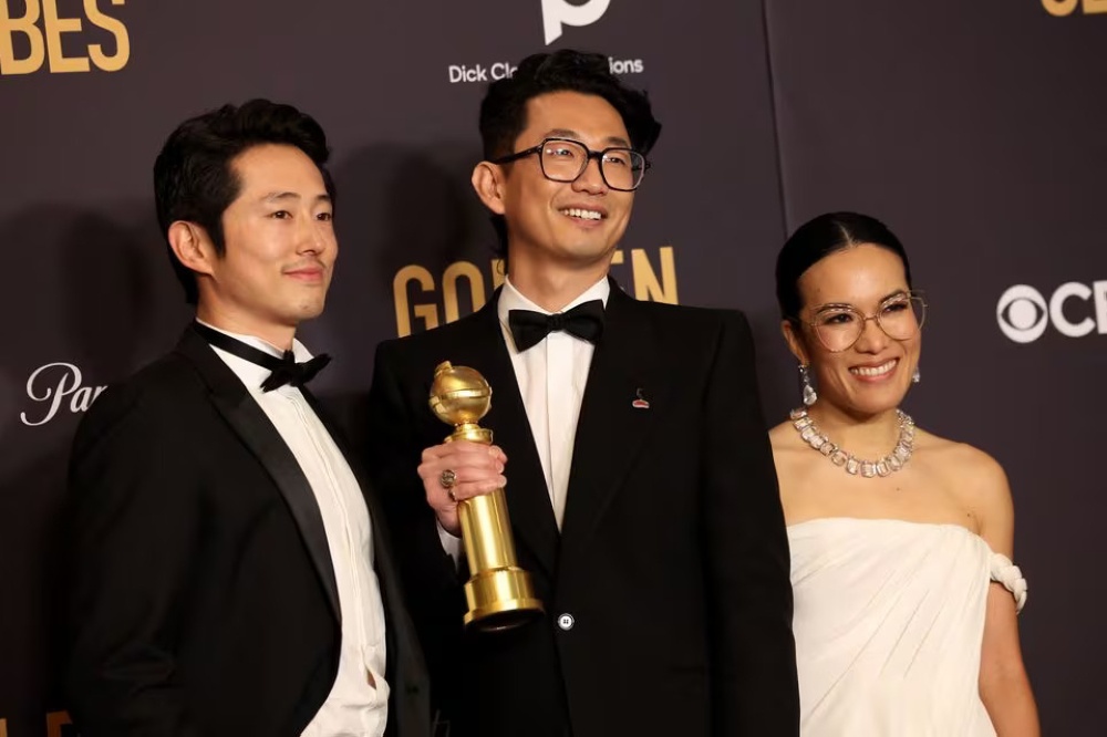 Korean American actor Steven Yeun becomes first Asian to win best actor ...