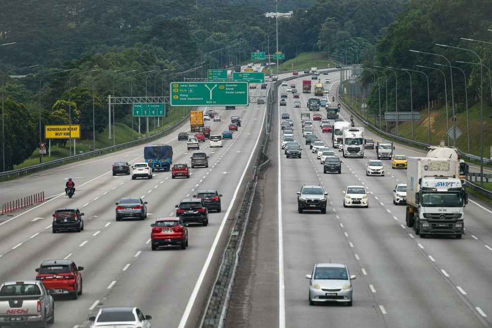 Aidiladha: Slow-moving traffic on several major highways