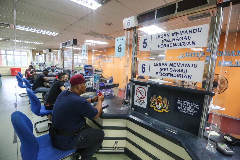 Five years is the limit: JPJ to enforce counter staff rotation for ...