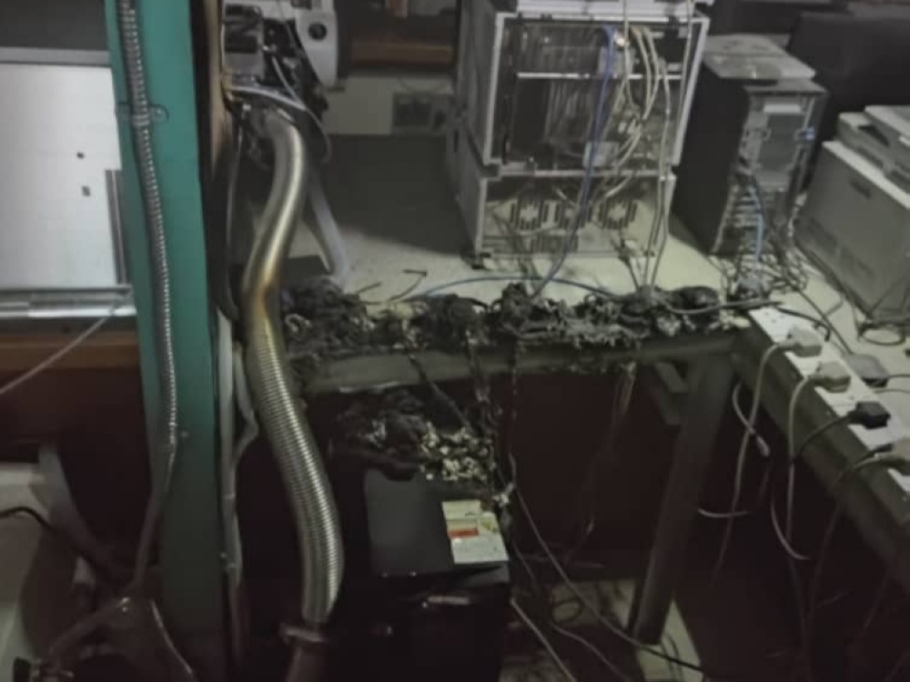 Electrical short circuit causes minor fire at Sarawak General Hospital lab