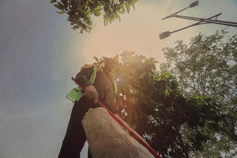 Unpredictable weather: Nik Nazmi tells public to remain vigilant amid ...