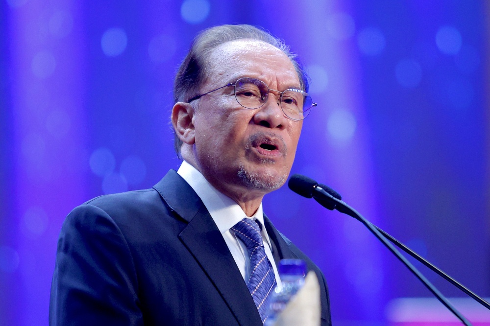 Anwar says Pakatan-Barisan-GRS alliance in Sabah polls vital for ...