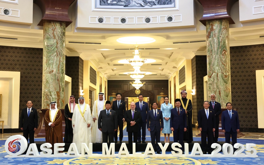 Anwar thanks King for elevating Malaysia’s diplomacy at Asean royal ...