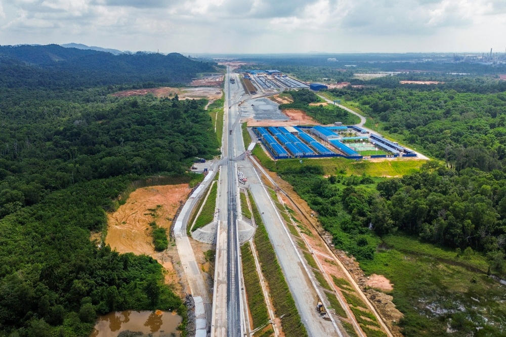 ECRL boost: Pahang eyes mineral hub, new industrial clusters along rail ...