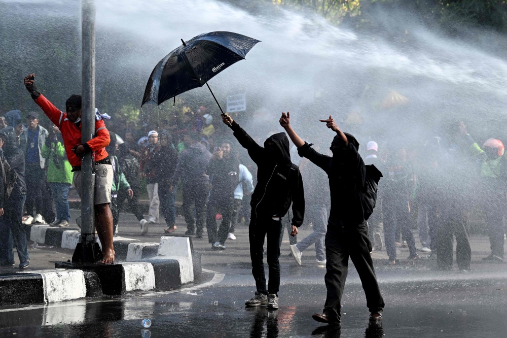 Indonesian police at the brunt of revolt: Strategic implications for ...