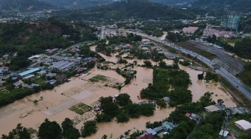 Anwar greenlights RM21m emergency aid as floods and landslides ...