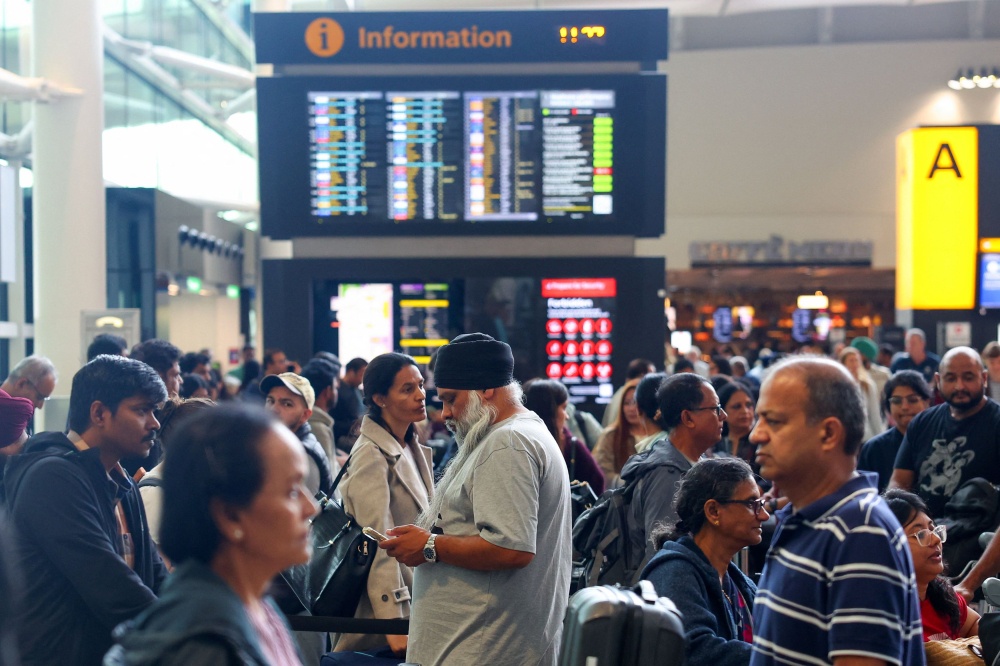 European airports race to fix check-in glitch after hacking disruption