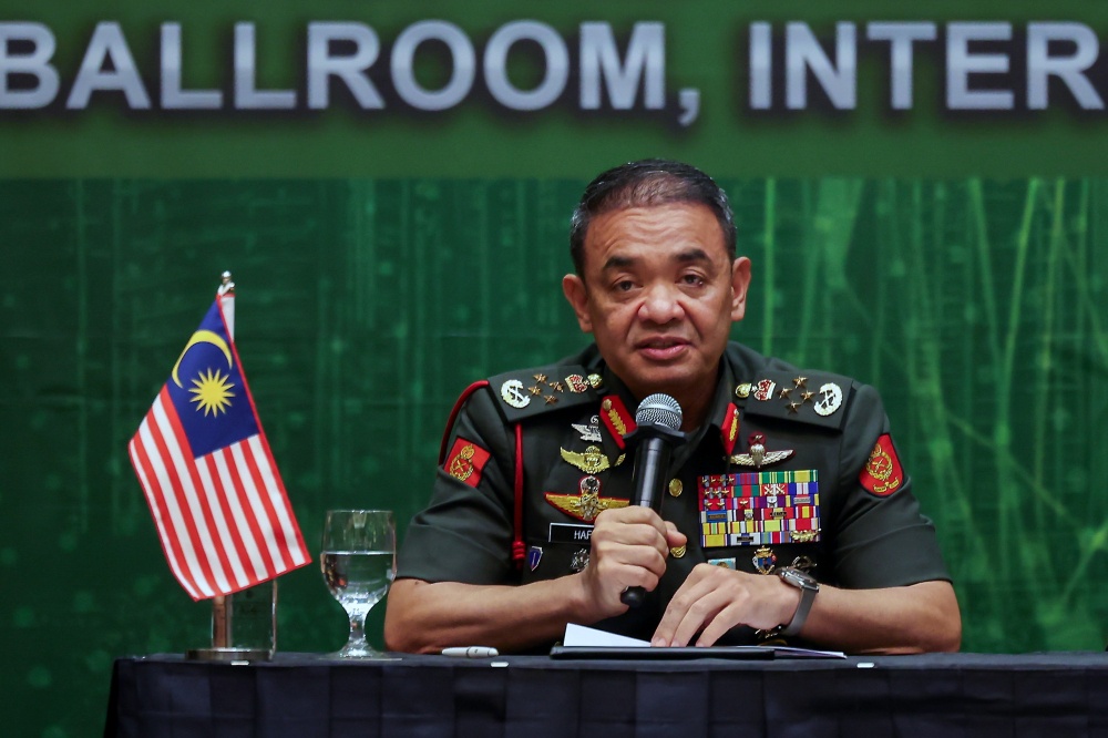 Army chief: Missing soldier’s family to visit Pulau Mataking incident site