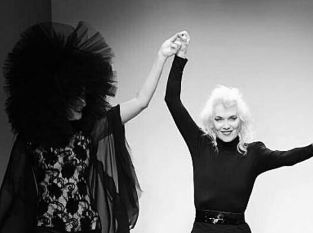 Pam Hogg, the punk visionary who turned runways into riot stages, dies ...