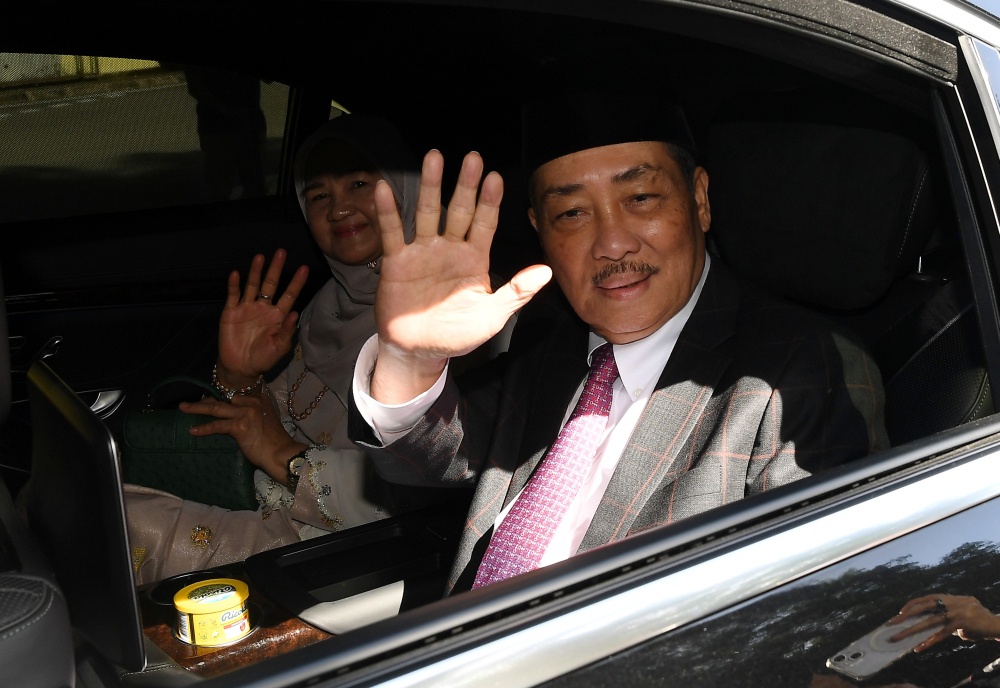 Sabah’s new Cabinet sees renamed portfolios and familiar old guard ...