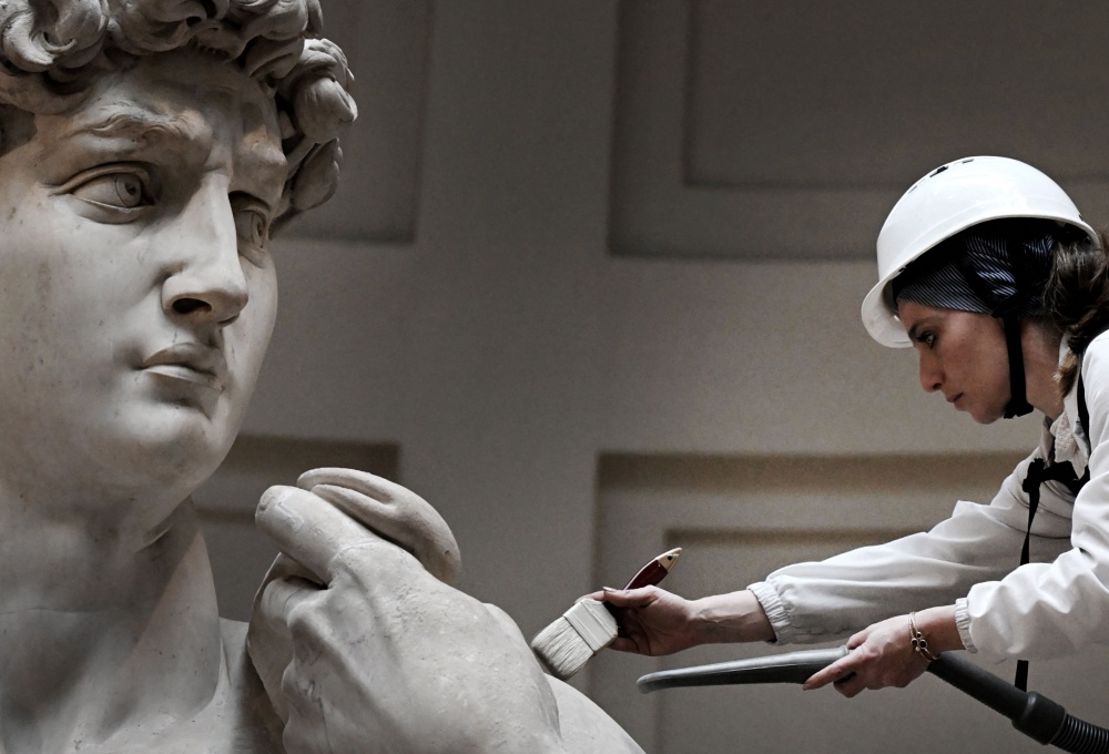 Michelangelo drawing of a foot sells for US$27.2 million, setting ...