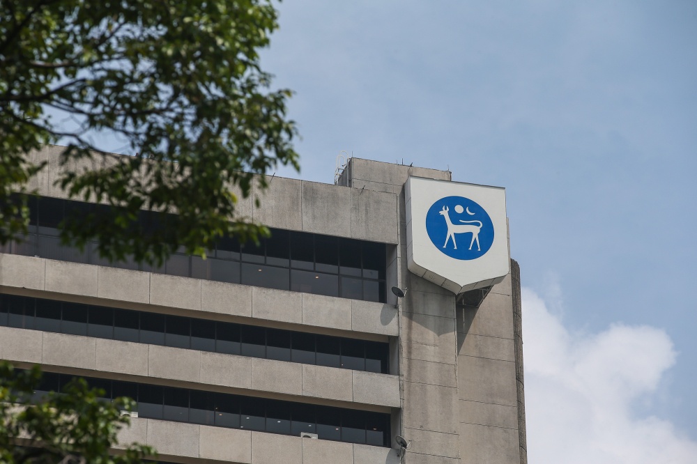 BNM likely to assess oil‑shock impact before any rate move, despite ...