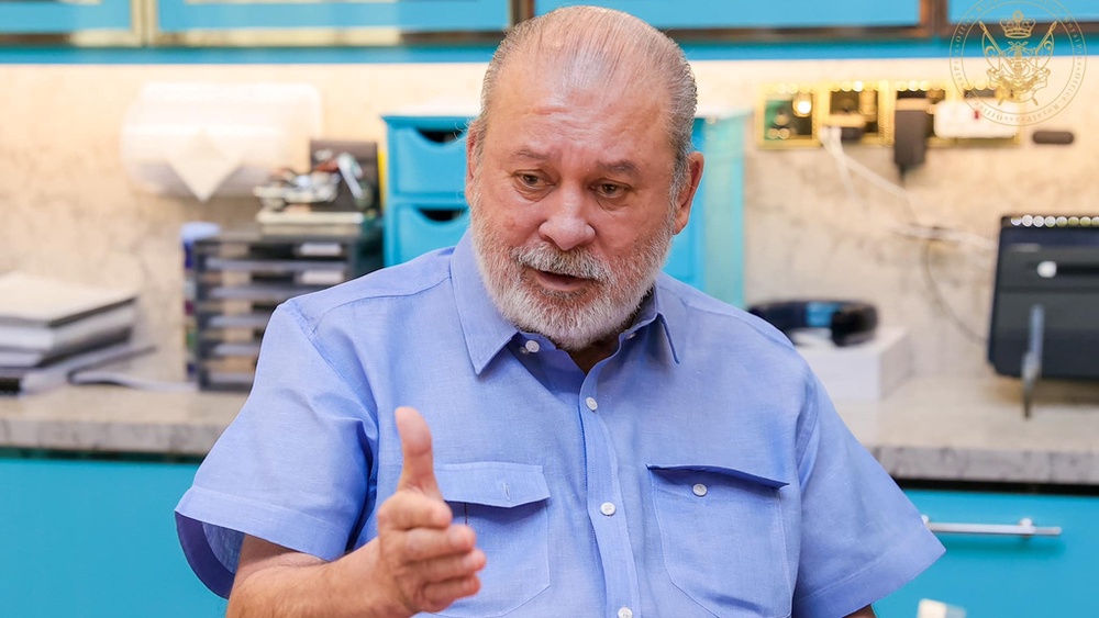 Sultan Ibrahim saran penjawat awam isytihar harta setiap tahun untuk ... Sultan Ibrahim saran penjawat awam isytihar harta setiap tahun untuk ...