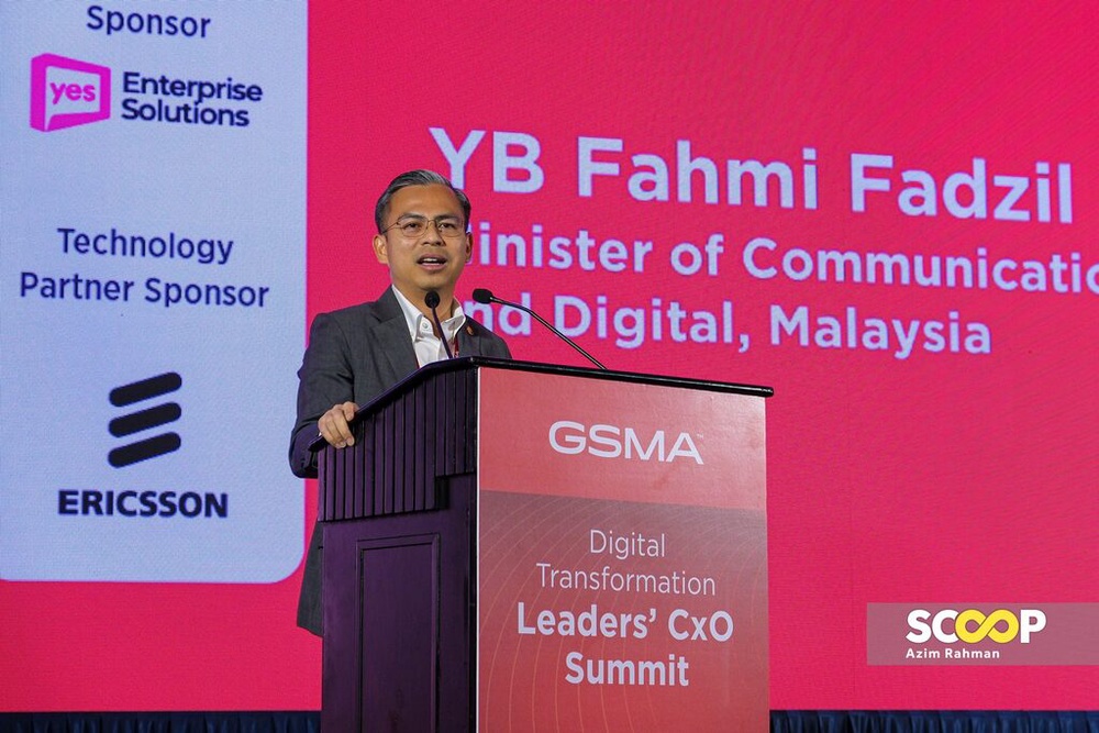 [UPDATED] ‘Kill switch’ in effect for tonight’s Coldplay concert: Fahmi