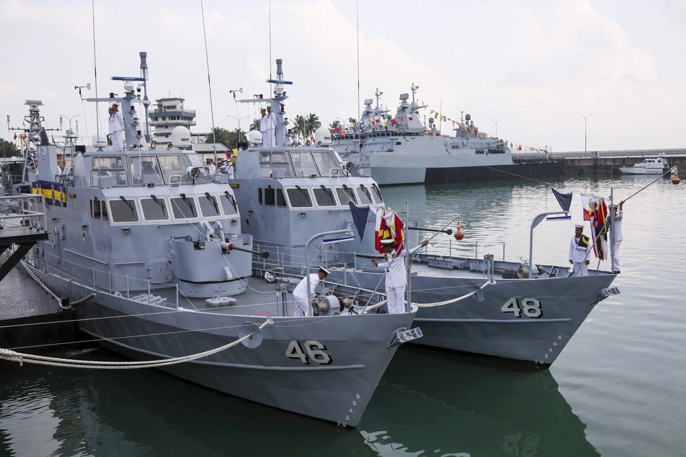 Kemajuan pembinaan LCS baik, kapal pertama dijangka turun ke air ...