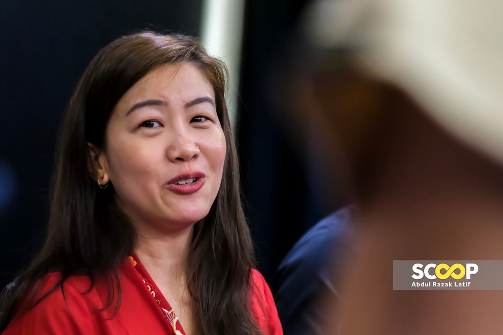 [UPDATED] Kg Tunku rep Lim Yi Wei becomes first woman to head Selangor ...