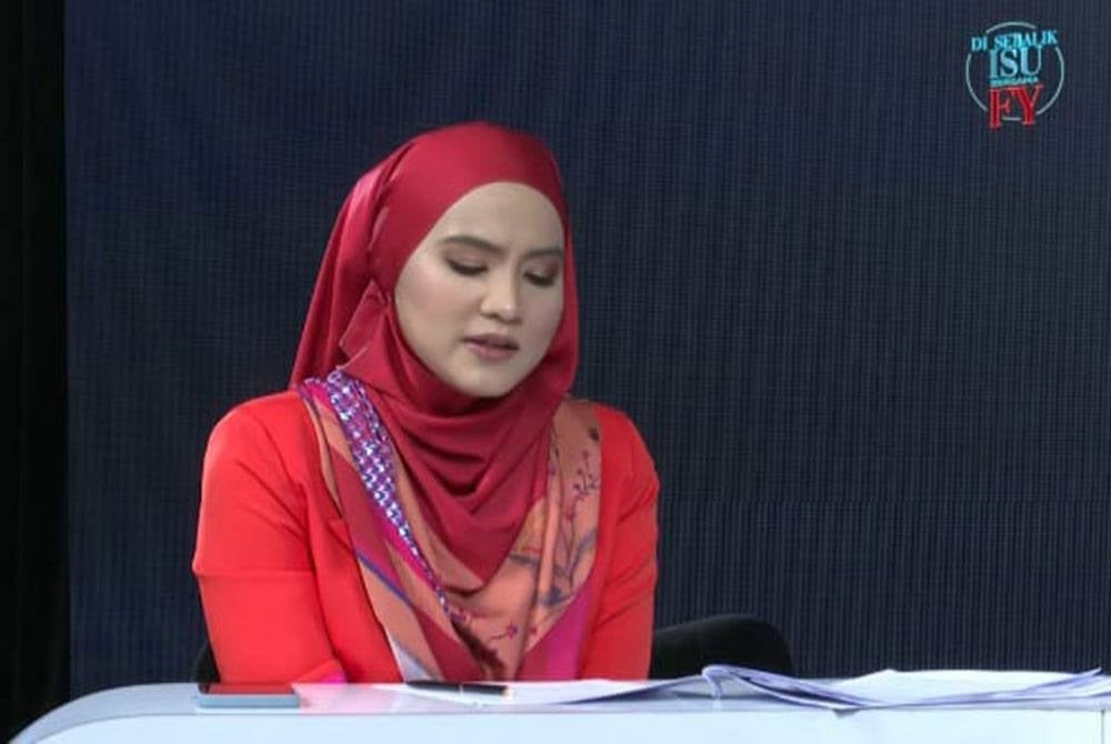 Finaz Yunus sebak ketika mengacara