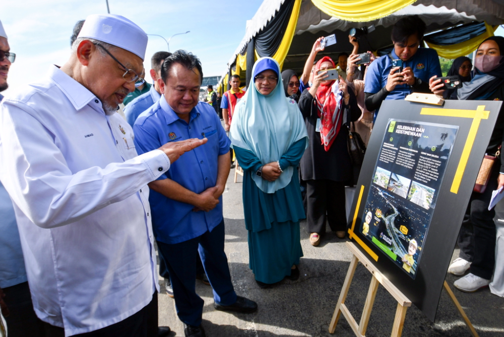 Pembinaan semula Lebuhraya Timur Barat mula tahun ini