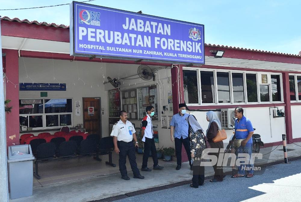 Tragedi kepala air: Jenazah mangsa dibawa ke Felda Lepar Hilir 3 Tragedi kepala air: Jenazah mangsa dibawa ke Felda Lepar Hilir 3
