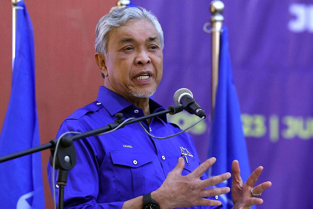 Kerajaan Perpaduan tidak akan mungkir janji bantu rakyat - Ahmad Zahid Kerajaan Perpaduan tidak akan mungkir janji bantu rakyat - Ahmad Zahid