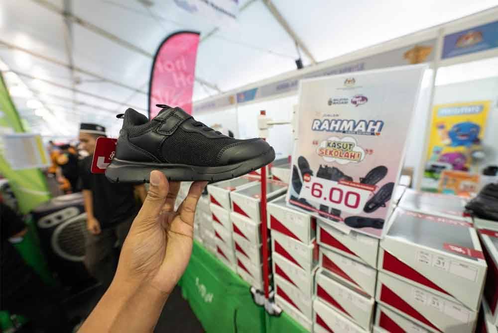 Pusat Pakaian Hari-Hari tawar diskaun serendah RM3