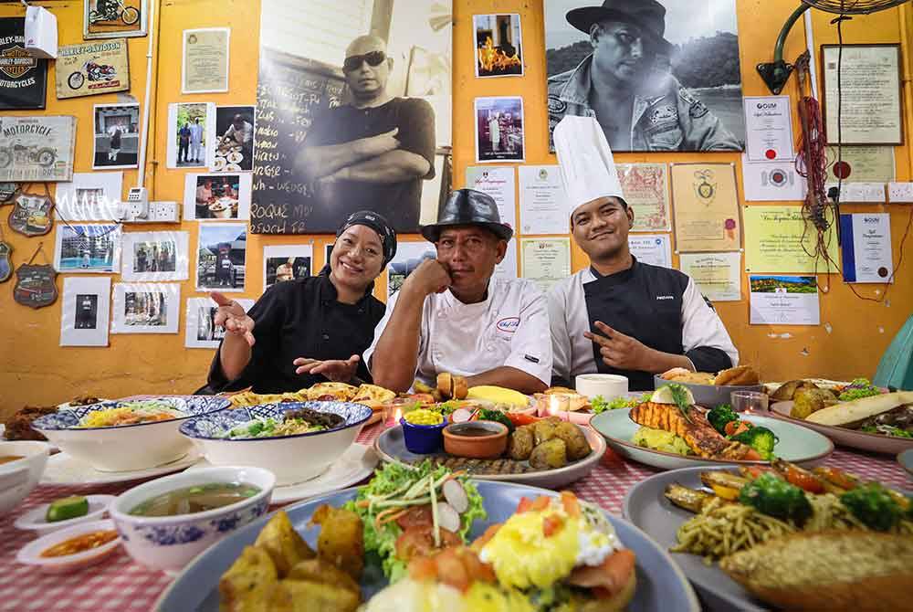 Cafe Salim tawar menu sarapan 'kayangan' harga mampu milik