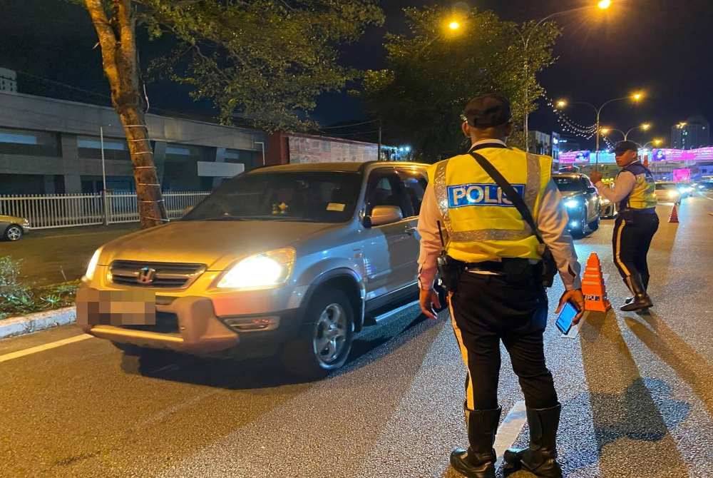 Dua pemandu bas ambil dadah demi kejar trip raya