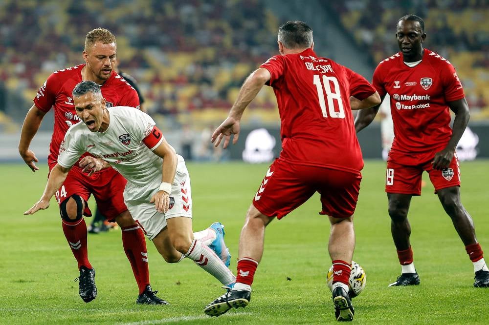 Liverpool Reds raja Battle of The Reds