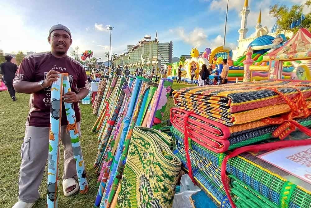 Sewakan tikar, tapi ada yang lupa nak pulangkan