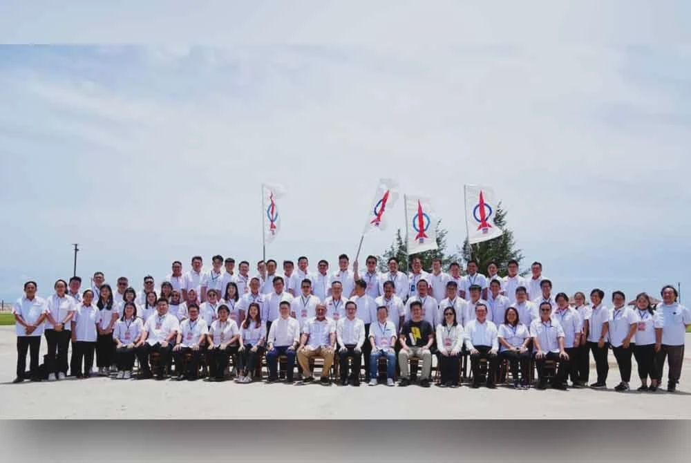 PRN Sabah: Bincang kerjasama politik masih awal - DAP Sabah