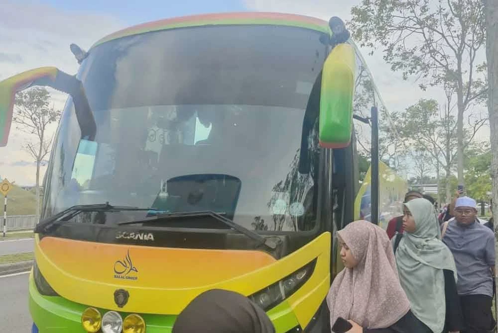 UPSI hantar 160 pelajar iringi jenazah ke tanah perkuburan
