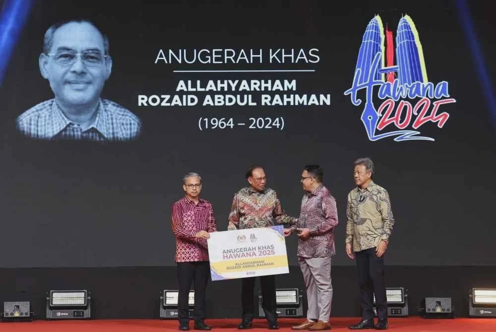 Anak kongsi kegigihan Allahyarham Rozaid dalam bidang kewartawanan