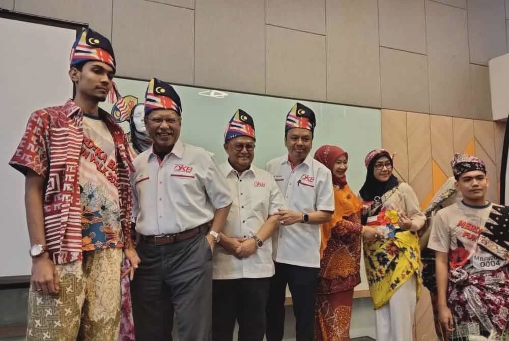 Merdeka Batik Fun Walk 2025 tarik peserta antarabangsa