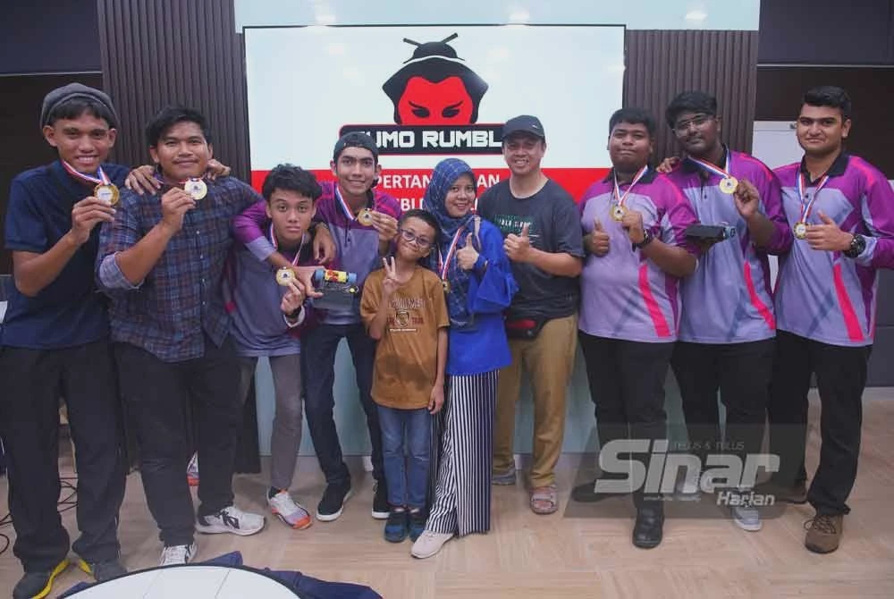 SK Putra Perdana 2 dominasi Pertandingan Robotik Sumo Rumble