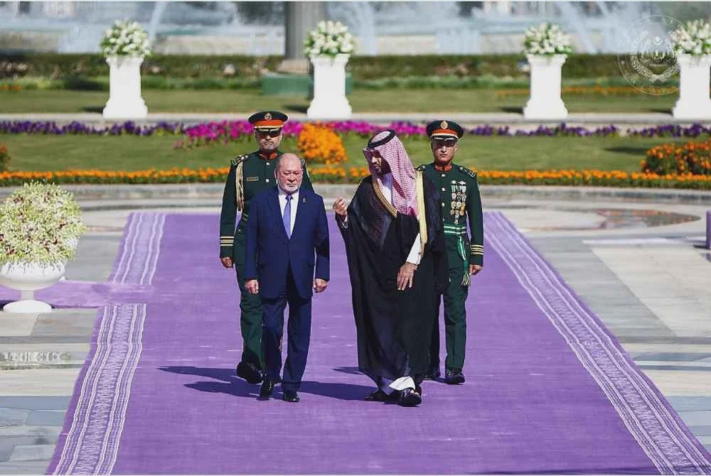 Dasar konsisten penting bagi kestabilan hubungan dua hala - Sultan Ibrahim