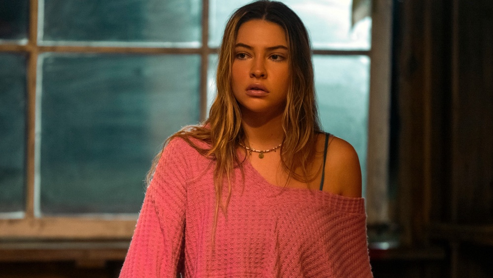 How Outer Banks Star Madelyn Cline Feels About Returning For A Spin-Off ...