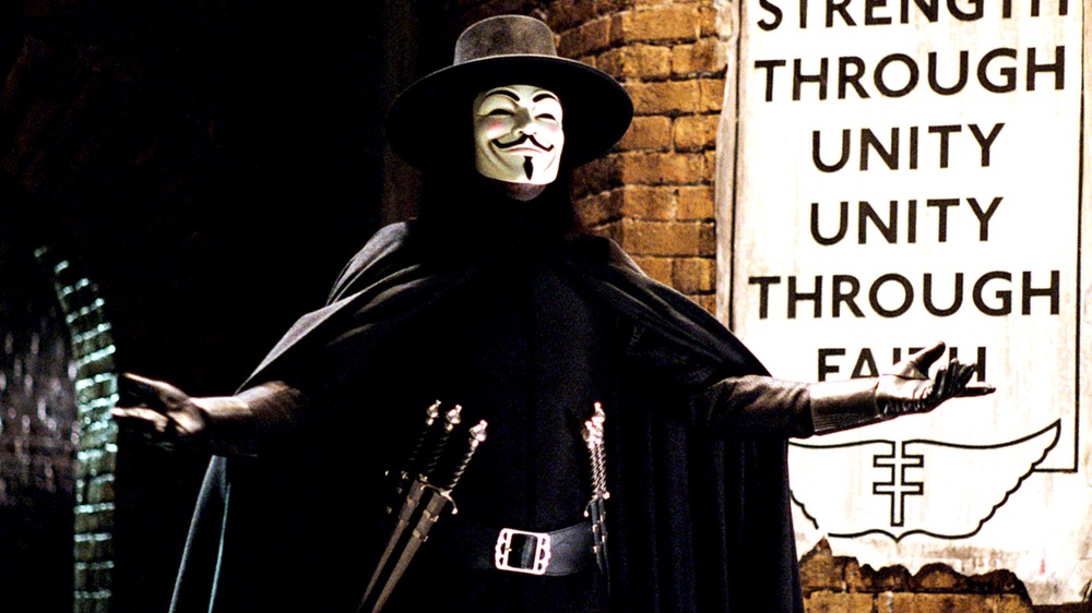 Hugo Weaving Replaced The Original V Actor In V For Vendetta