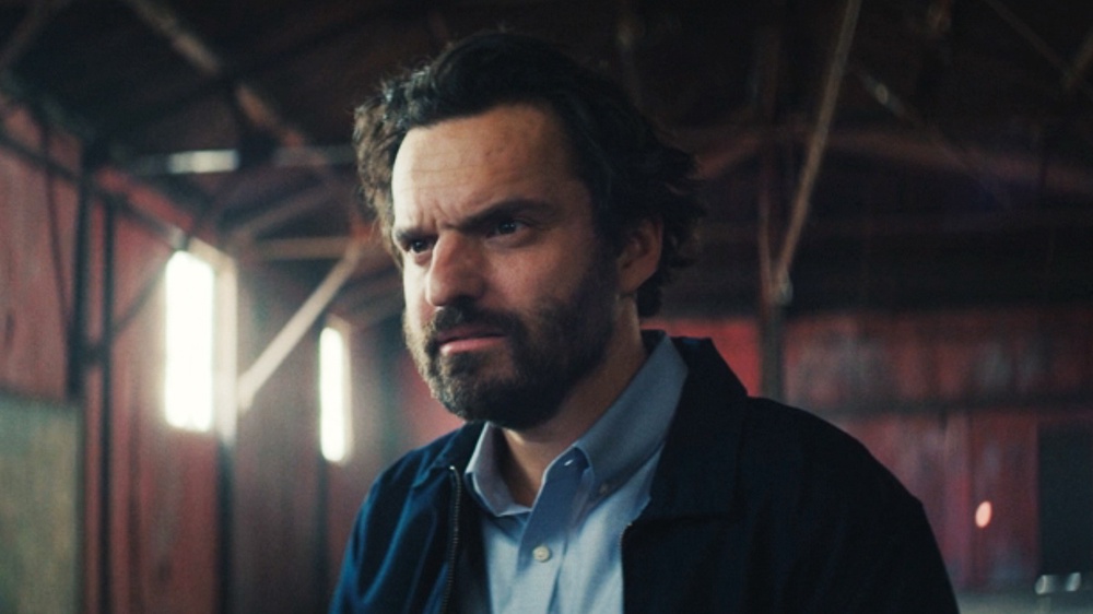 Jake Johnson's Underrated 2024 Comedy On Hulu Is Perfect For Running ...